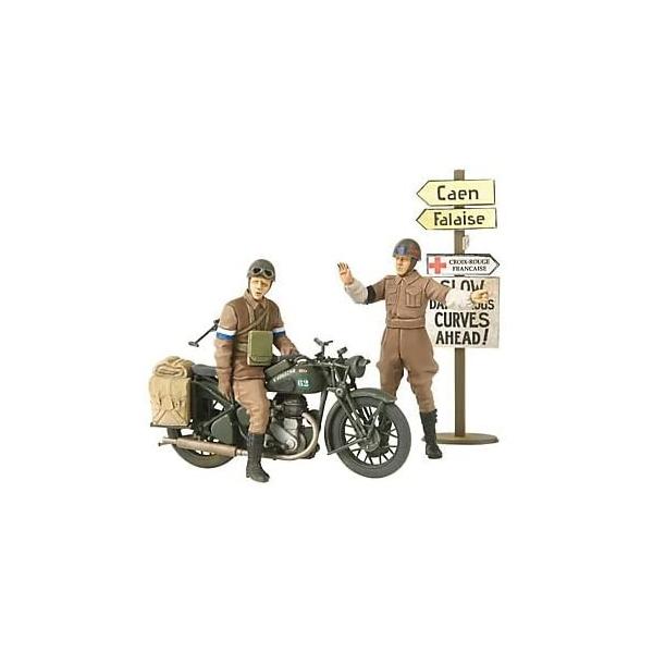 タミヤ 1/35 ミリタリーミニチュアシリーズ No.316 1/35 イギリス軍用オートバイ　BSA　M20 MPセット プラモデル 35316【 情景シーンが引き立つバイク&amp;クルー 】 第二次大戦中のイギリス軍用オートバイBSA...