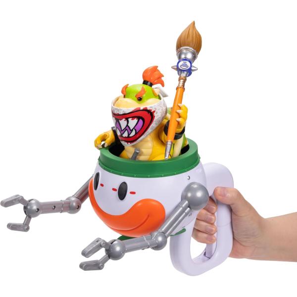 W34.3×D19.2×H22.9 cm（パッケージサイズ）映画『ザ・スーパーマリオギャラクシー・ムービー』のクッパJr.と、ハンドルを動かして遊べるクッパクラウンのセット。マジックブラシと、水で色が現れるステッカー付き。フィギュアは17か...