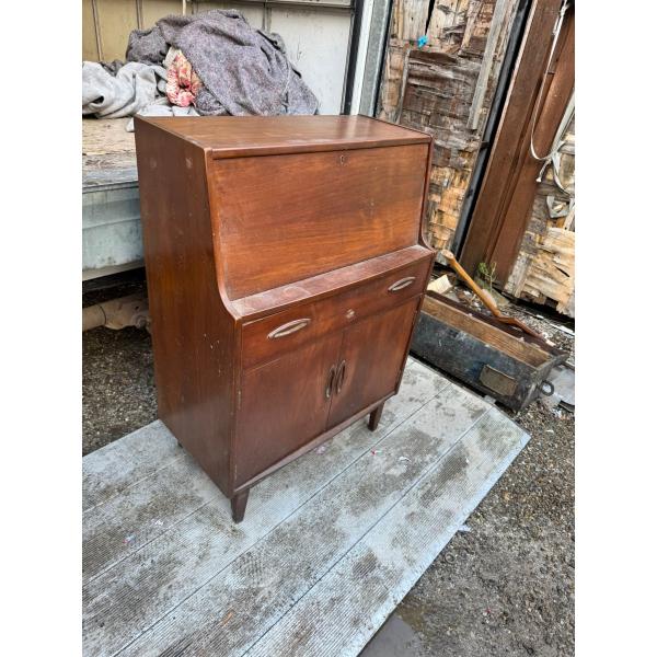 ・本商品は入荷前の予約販売ページとなります。掲載写真はメンテナンス・リペア前の画像です。・入荷前先行予約の特別条件での販売となります。(入荷後の決済となります。)・クリーニングのみの現状お渡しとなります・5月−6月ごろの入荷予定です