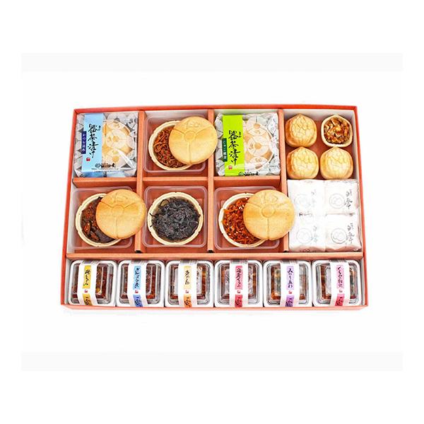 本体価格：5,000円内容量：加賀の白峰×8、一人ひとり/磯くるみ・魚の花・みのり五彩・ぎんぽ白魚・海老くるみ・くるみの飴炊×各1、器茶漬け/かつお昆布・じゃこ椎茸×各2、梅昆布・山椒ちりめん×各1賞味期限：常温50日特定原材料等：小麦・エ...