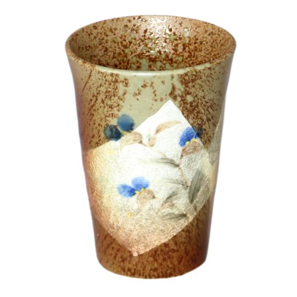 九谷焼 美山窯フリーカップ 銀彩草花 つゆ草 55-108素材：陶器サイズ：径7.8cm×高さ11cm箱：紙箱作：美山窯九谷焼で人気のデザイン「銀彩」に、花々を描いた優しい色合いのフリーカップです。銀彩は光の変化によって、色合いが変化する幻...
