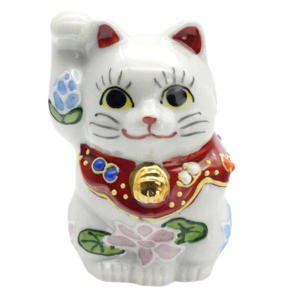 九谷焼 招き猫（右手金運招き猫）2号睡蓮素材：磁器サイズ：幅4cm×奥行き4cm×高さ7cm箱：紙箱一点一点手描きで、表情豊かな九谷焼の招き猫。ちょこんと手のひらに乗るサイズで、机や本棚に置くと、目が合うたびになんとも微笑ましい気持ちになり...