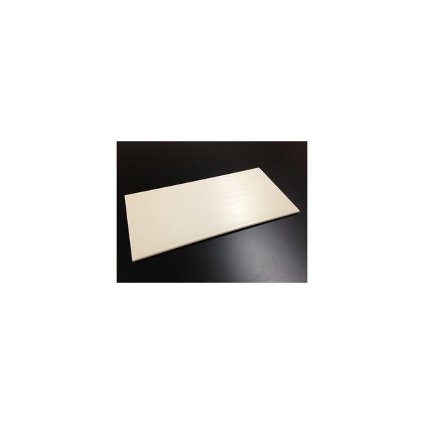 側板プラン・奥行き300タイプの間口600mm用の靴用可動棚板になります。棚受けダボを同梱しています。カットはできません。