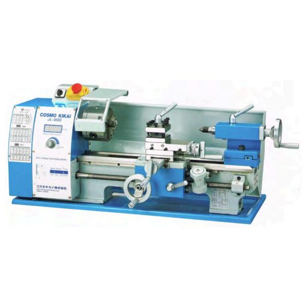 ※商品の詳細はメーカー公式サイトをご覧ください。ベッド上の振り 180mm縦送り上の振り 110mmセンター間距離 300mm(正味250mm)貫通穴 20mm主軸穴テーパー MT3心押台穴テーパー MT2縦送り移動距離 110mm左右移動...