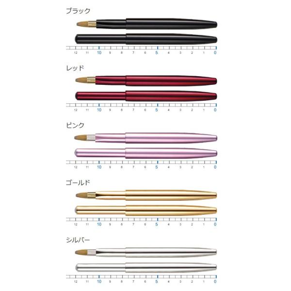 毛量が通常の2倍の平筆タイプのリップブラシ。厳選された素材を使用した職人技術の結晶です。イタチ毛のコシの強さと細やかな毛先により、広い平筆面が唇にフィットし、しっかりと口紅を伸ばします。 角度を変えることでラインと面に使い分けができます。上...