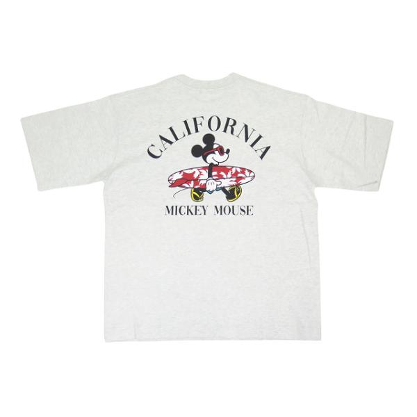 【メンズ-Tシャツ】アンティバルとディズニーのコラボアイテム 半袖ビックTシャツです♪サーフボードを手にしたミッキーマウスの姿がキュート！柔らかく普段着に適したコットン素材で着心地抜群。遊び心たっぷりのTシャツはどんなボトムスにも相性良く決...