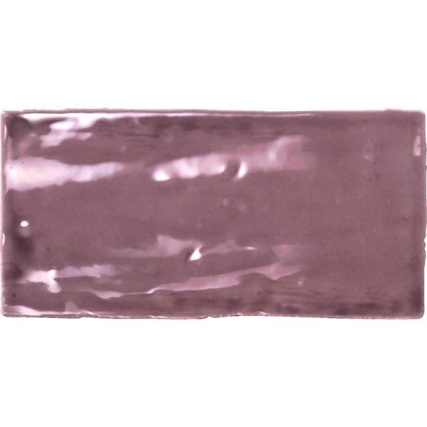 MASIA マシアハンドメイドの味わいがある古典的な壁タイル。わずかな凹凸と釉薬が、色に深みを添えています。【商品についてのご注意】●メンテナンスには、酸性やアルカリ性の洗剤・クレンザーは使用しないでください。●水掛かりの多い箇所へは使用し...