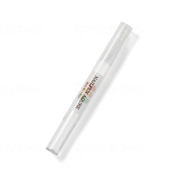 ラヴィーナ ネイルペン アキュレ ベース&amp;トップ 1.8mL気軽にネイルを楽しめるペン型水性ネイルペン！ 4595318936012 広告文責：アットライフ株式会社TEL 050-3196-1510 ※商品パッケージは変更の場合あり...