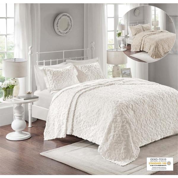 Madison Park(マディソンパーク)の3ピース上掛け布団(QUILTED COVERLET)セットです。◆概要◆- フローラルメダリオンにセットされたシックなコットンシェニールベッドカバー◆セット内容◆　3点(上掛け布団(ベッドスプ...