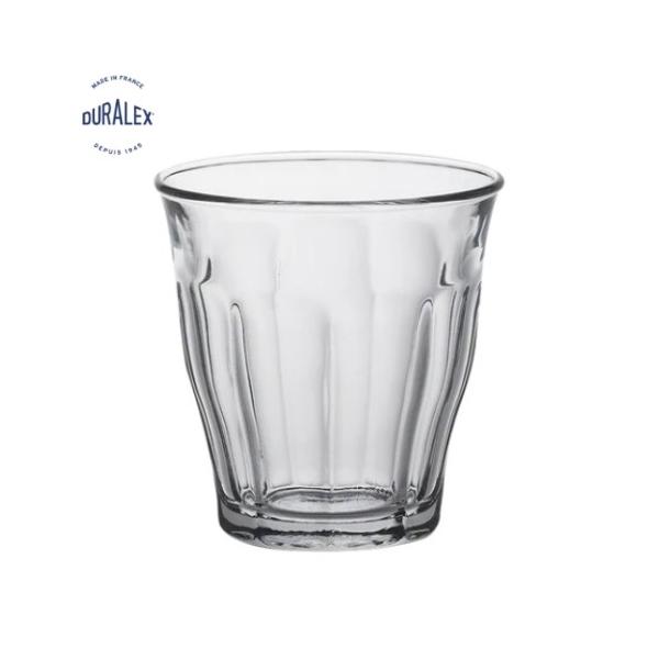 カフェ食器の大定番、DURALEXで人気のシリーズ「ピカルディ」飽きのこないシンプルなデザインと、丈夫で機能性の高さから愛されている人気のタンブラーです。全面物理強化ガラスを使用しているので熱に強く、普通のガラス製品に比べて衝撃強度も高いの...