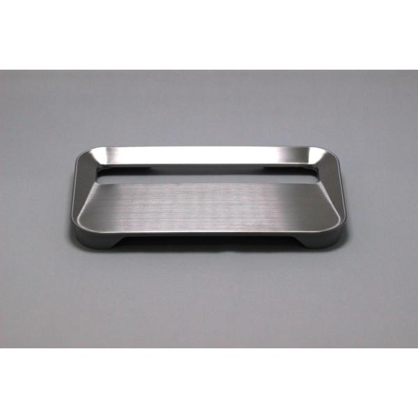 送料込み パナソニック キッチン シンク 排水部品 排水プレート スキマレスシンク（スクエアタイプ） 品番：SE07C46SZA08商品説明＜サイズ＞W107mm×D182mm＜材質＞表面：ヘアライン仕上げSUS 裏面：樹脂 ※2017年6...