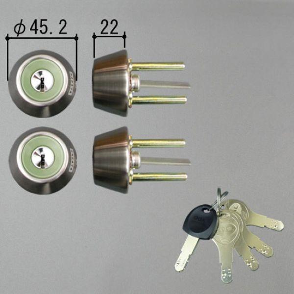 送料込み 三協アルミ 玄関ドア 部品 手動用シリンダー WD9157N0-SI 商品コード：190C7155【商品色】シルバー(SI)【内容】シリンダー×２(D9:GOAL)、オーナーキー×１、キー×４、交換要領書【対象商品】ＦＸ (199...