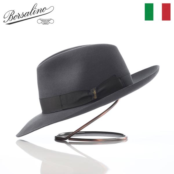 カラー：グレー2リボンの色：オリーブグリーンブランド：Borsalino（ボルサリーノ）／イタリア素材：毛（ラビット）100％裏地：ありつばの広さ：約7〜8cm重さ：約110gスベリ素材：牛革イタリア製 フェルトハットボルサリーノのブランド...