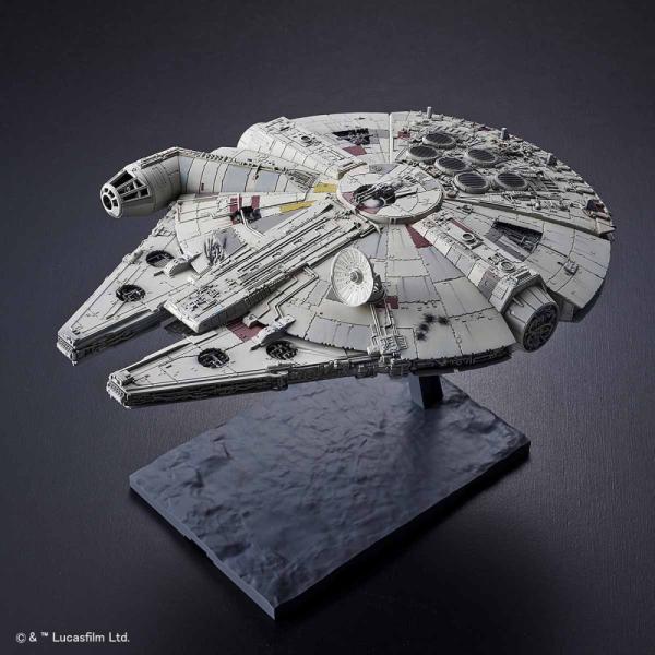 スター・ウォーズ　スカイウォーカーの夜明けより、1/144 ミレニアム・ファルコンが登場新規造形で丸型アンテナを再現。ポーとフィンのパイロットパーツが付属。