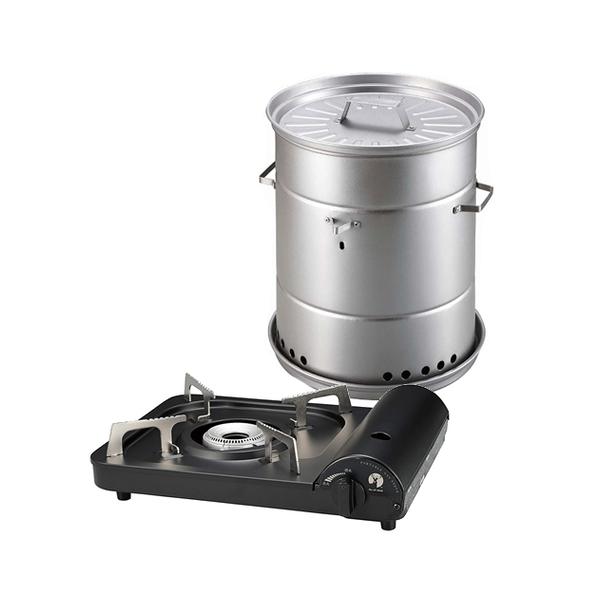 キャンプ、アウトドア バーベキュー で使える 調理道具 です。オートキャンプ や おうちキャンプ の時に BBQ と同時に 温燻 が、お手軽に出来るようになります。