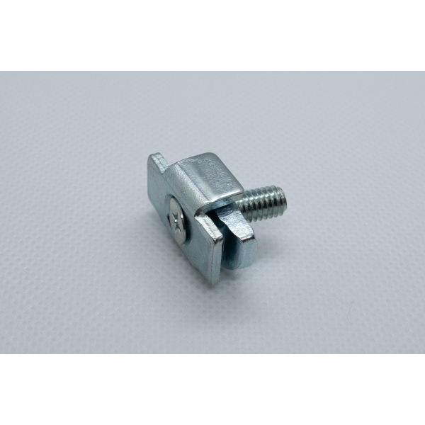 上レールに組み込む戸当り。扉を適正な位置で止め、扉が下ガイドから外れてしまうのを防ぐストッパー※現場、マンション物件などのまとまったときはお見積りいたします。