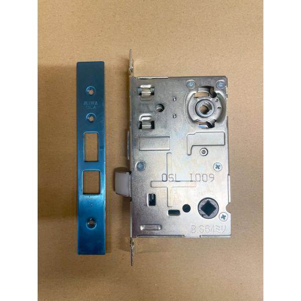 美和ロック　LA錠+フロントプレートのセット（写真通り）バックセット：64mmデッドボルトストローク　21mm（17mmの御希望の場合は通信欄にご記入ください）ステンレスヘアライン仕上げ※取付ビス、ピンなどの部品は付属しておりません受注生産...