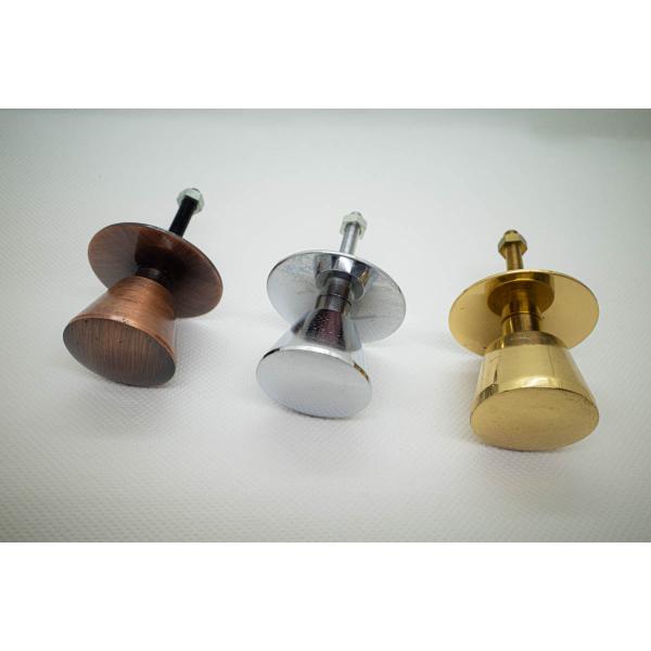 現在は東洋シャッター　オーシマ事業部がメーカーとなり弊社は　この代理店として長い　歴史がございます。廃盤品など倉庫にあるものだけを　このショップで販売いたします6053　キャビネットノブ材質：真鍮