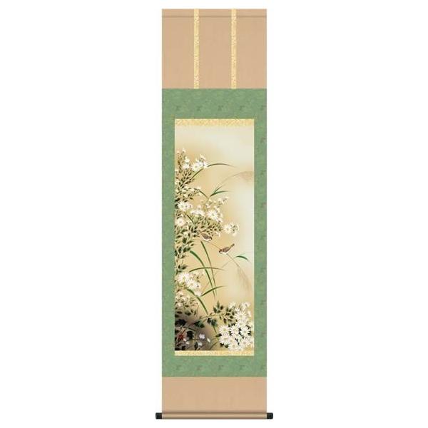 古典美が薫る色調で描く高貴な菊花可憐な菊の花が静かに咲き、人恋しい秋の叙情を醸し出しています。絶妙の構図と緻密な線描で、秋の風情を見事に描きあらわした渾身の作です。●幅44.5×高さ164cm●本紙・・・新絹本●軸先・・・陶器●化粧箱収納●...