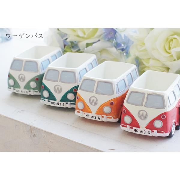 レジン鉢商品名：　ワーゲンバスSサイズ：W83×L60×H50mm内径 W63×L35mm材質：レジン穴あり●塗装の剥がれや色ムラがあり色味や仕上がりに個体差があります。●画面上の色は、OS、ブラウザ等のパソコン環境により、実物とは多少異な...