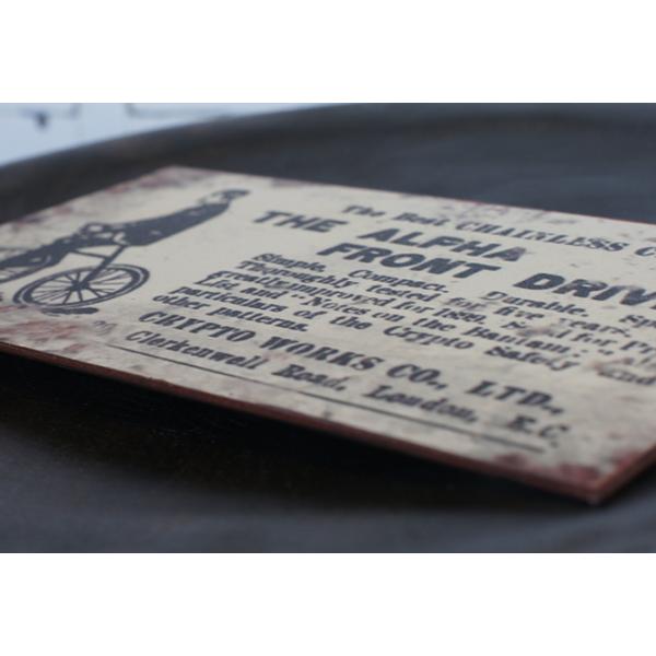 アイアンプレート ブリキ看板 商品名：　アイアン サインプレートC  BICYCLE　IB08サイズ：W20×D0.5×H11cm材質：アイアン●小さな擦れキズ、塗装のはがれ、ザラ付き、へこみがあります●表示サイズには若干誤差がある場合がご...