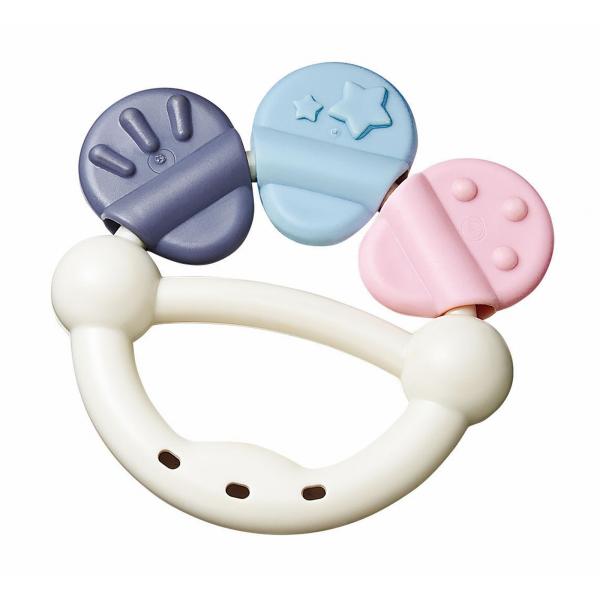 【商品詳細】生産地：中国素材・成分：ポリカーボネートメーカー：ローヤル株式会社【対象年齢】3ヶ月〜【商品本体サイズ】幅8.4cm奥行1.8cm高さ8.9cm【おむつケーキへの追加について】おむつケーキと一緒にご注文いただいて、アイテムのひと...