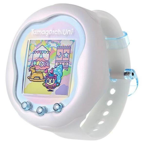 【商品説明】バンダイの人気育成玩具「たまごっち」シリーズ、Tamagotchi Uniの限定色「Prism White（プリズムホワイト）」ホワイトを基調に、プリズムをイメージした華やかなデザインが特徴ですTamagotchi UniはWi...