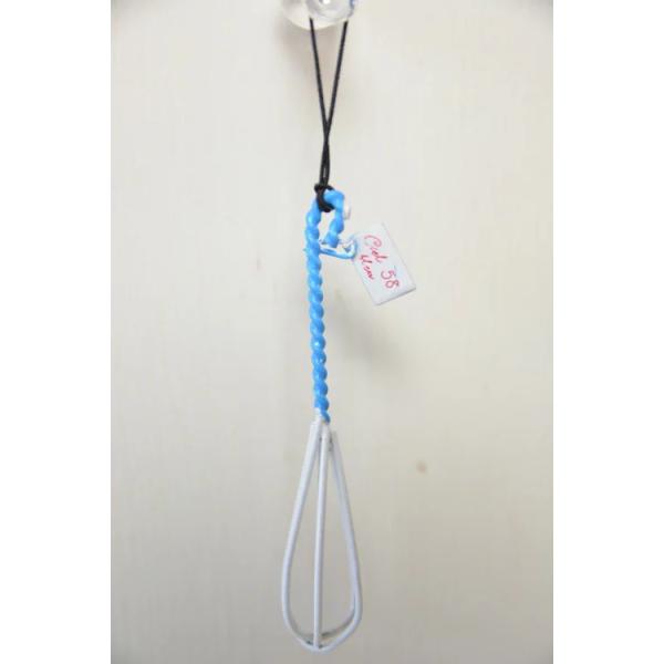 可愛い泡立て器のオーナメント♪フックなどにかけてディスプレイするのがおススメ♪シリーズで並べると統一感が出ますよ♪