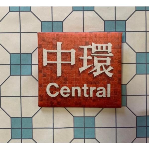 サイズ：11x10.5cm　素材：洗えるクラフト紙（カバー）/　PER（内面）/　お手入れが簡単、繰り返し使用可能、疎水性素材、マスク固定設計あり