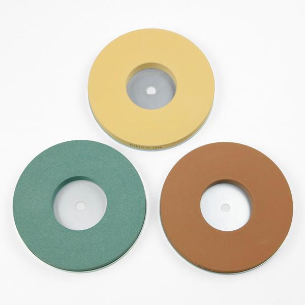 製品仕様■サイズ：◎キング 丸砥石 GC#150 荒砥石サイズ：180×20×70mm粒度：150◎キング 丸砥石 KD#1000 中砥石サイズ：180×20×70mm粒度：1000◎キング 丸砥石 #6000 仕上砥石サイズ：180×20...