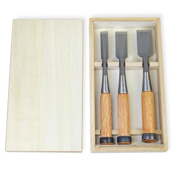 荒仕事や硬い物にもがんがん使えます。デコラ・集成材・アルミOK。大工さんはもちろん、設備・電気工事の方、そして一般の方も安心して使えます。モリブデン系ハイスですのでショックにも熱にも強いです。もちろん砥石でも研げます。切れ味もよく永切れいた...