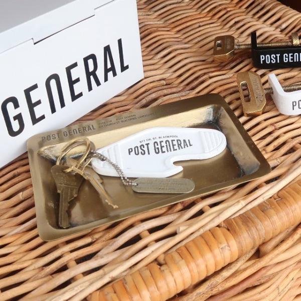 ビンテージの風合いを再現したマネートレー！マネートレーとしては勿論、アクセサリーや鍵等の小物置きとしても使えるサイズです。無骨なアンティーク調の雰囲気と、「POST GENERAL」の刻印がポイントです。サイズ：W150×D110×H15m...