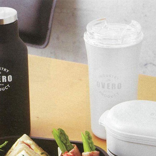 シンプルを極めたミニマルなデザインが印象的なタンブラー！フタと飲み口のキャップ部にパッキンが付いていて完全密閉ができ、パッキンは取り外しが可能なのでお手入れ時に洗いやすく衛生的です。氷や飲み物が入れやすい広口デザインで、フタを外せば電子レン...