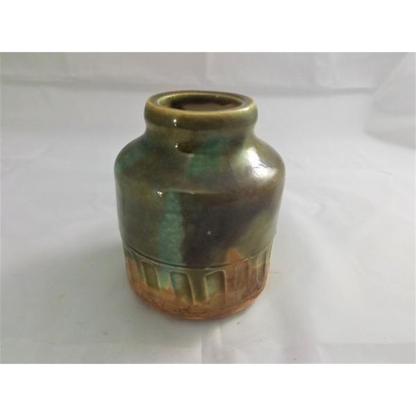 陶器を買うならここ！『花瓶』『コーヒーカップ』から『お茶碗』『湯飲み』まで幅広い品揃え！創業41年実績の陶芸さろん炎が陶芸家荒川明の作品から荒川明が目利きして仕入れた作家さんの作品まで当店でしか買えない陶器をお届けいたします。ギフト、還暦祝...