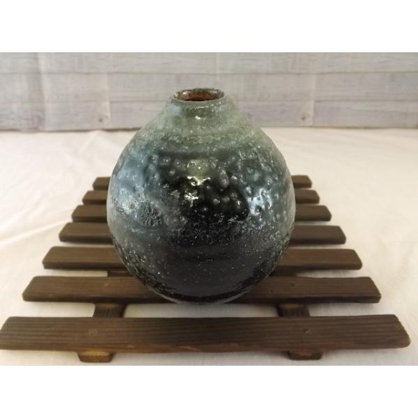 陶器を買うならここ！『花瓶』『コーヒーカップ』から『お茶碗』『湯飲み』まで幅広い品揃え！創業41年実績の陶芸さろん炎が陶芸家荒川明の作品から荒川明が目利きして仕入れた作家さんの作品まで当店でしか買えない陶器をお届けいたします。ギフト、還暦祝...