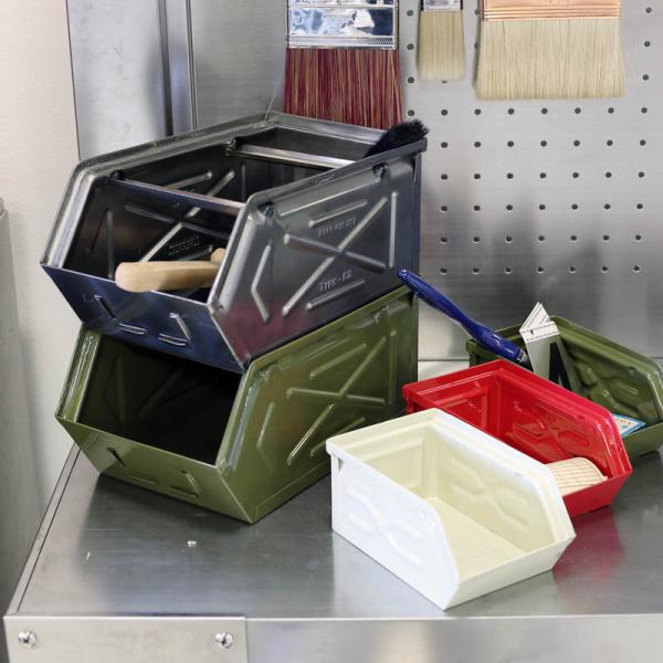 サイズ：H.130 W.170 D.280mm 関連ワード：象牙色 収納用品 積み重ねて使える小物入れ雑誌 『casa BRUTUS』掲載商品