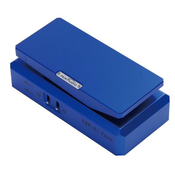 HOTONEやBOSS FV-30Lよりも少し大きく、フルサイズよりもだいぶ小さいという絶妙なサイズ感に２系統のエクスプレッション機能を持たせた要注目のペダルです。