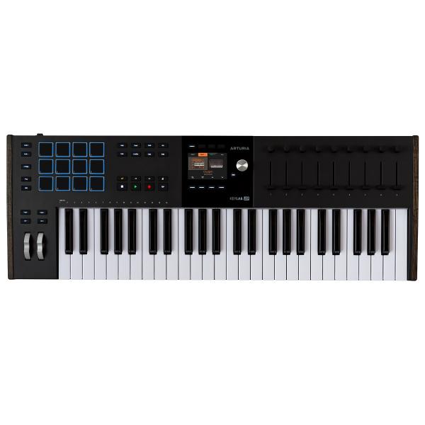 KeyLab mk3 の新機能・強化された鍵盤鍵盤のバランス、ウェイト、スプリングのテンションを全面的に見直し、シンセやピアノ・サウンドをよりコントロールしやすくなりました。主な特徴・最新のプレミアム・キーベッド卓越したレスポンスと演奏性を...
