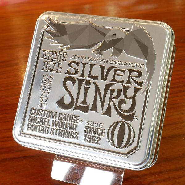 ジョン・メイヤー シグネイチャーパッケージが登場。限定生産の缶ケース入りです。ーーー【”Silver Slinky” ERNIEBALL × John Mayer】ジョン・メイヤーが求めた究極のトーン、シルバー・スリンキー強力なコラボレーシ...