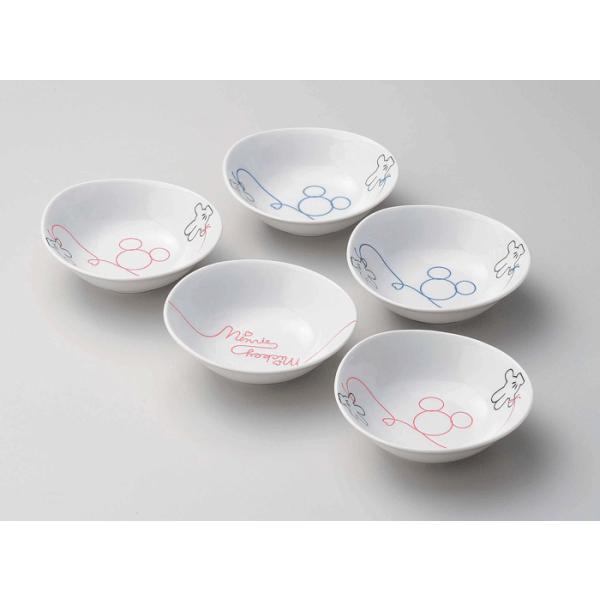 商品説明 中鉢揃●永遠の恋人たち、ミッキーマウスとミニーマウス。●運命の赤い糸が二人の小指をつないでいます。●電子レンジOK。●家庭用食器洗浄機。※食器洗い乾燥機対応です。商品仕様セット内容・商品サイズ中鉢×514.0×13.5×H4.0c...