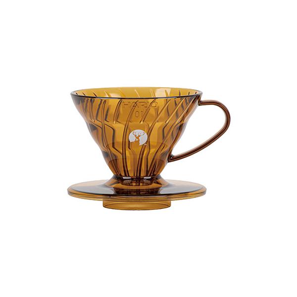 ●スパイラルリブが決め手●ペーパーを浮かせて、しっかり蒸らす★V60透過ドリッパーの特徴★　1.円すい形　　お湯が中心に向かって流れることにより、 　　珈琲粉に長く触れ成分をしっかり抽出。　2.大きな一つの穴　　お湯を注ぐスピードで　　お好...