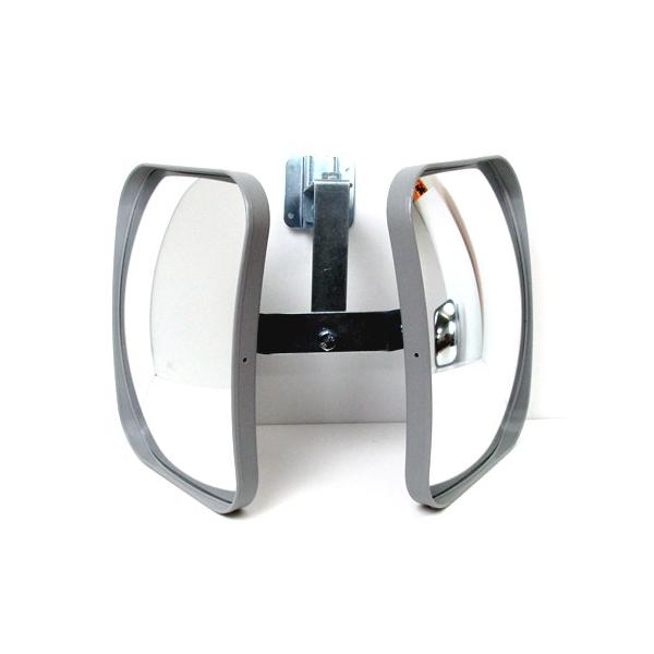 角度自在のピボット式。ガレージミラー、カーブミラーをお探しの方に。事故防止、安全の確認や、防犯、店舗での万引き防止などに。サイズ　角240×190mm曲面R　300mm枠色　グレー重量　約1.1kg鏡材質　ガラス　鏡面飛散防止加工ボディ材質...