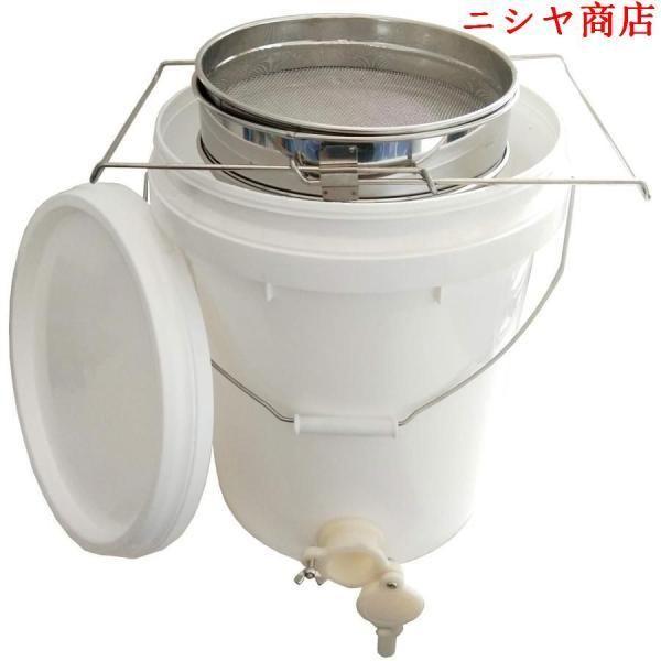 素材：304×耐久性があり、錆びず、お手入れも簡単で、繰り返し使用できます。20Lポリ 容器付き：サイズ： 直径３０５×高さ３８０ｍm。大容量で使いやすく、家族や初期の養蜂家に適しています。2重蜜 こし器 ：2重構造，上層ステンレス ブラシ...