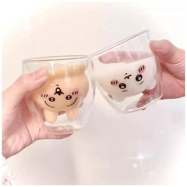 可愛らしいデザイン、飲むだけで可愛さフィルター ON:人気アニメキャラクターがコップになった！二重層ガラスが立体的なキャラクターを「包み込む」ようなデザインで、牛乳やジュースを注ぐと、まるでキャラに「ご飯をあげている」よう 飲む瞬間が治愈的...