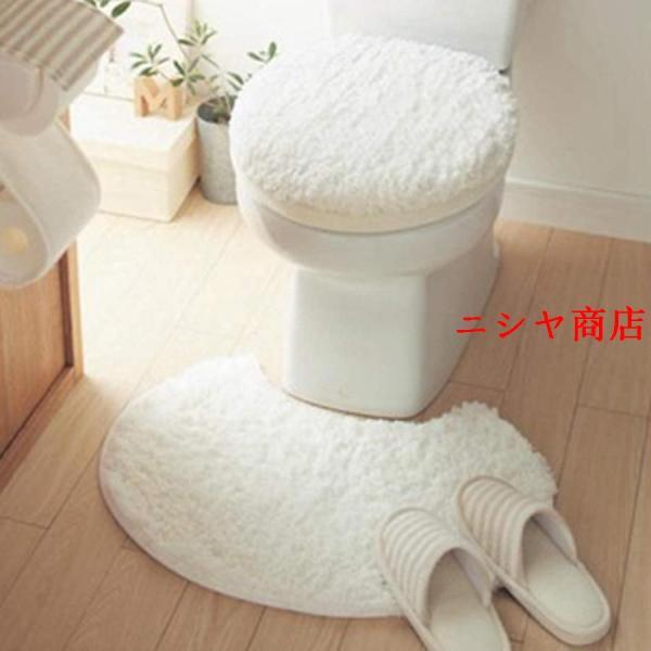 3点セット（便蓋+便座）は吸水性に優れた柔らかなポリエステルフランネル生地を使用しています。通気性が良く、乾きも早いです。吸水性に優れ、消臭加工?え?臭い防止?。糸が開きにくく、肌に直接触れても快適で安心な素材です。マット裏面は滑り止め加工...