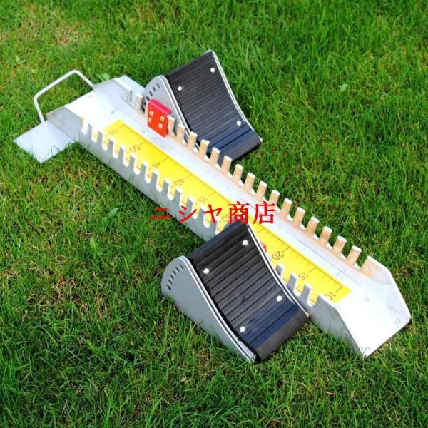 【ユニークなデザイン】製品の上部にあるハンドルで、持ち運びが簡単です。 ガイドレールの内側には目盛りが付いており、最適な角度を見つけるのに便利です。【6角調整可能】ゴムペダルは調整すると所定の位置に固定されます。 ゴム製ペダルには6つの穴が...