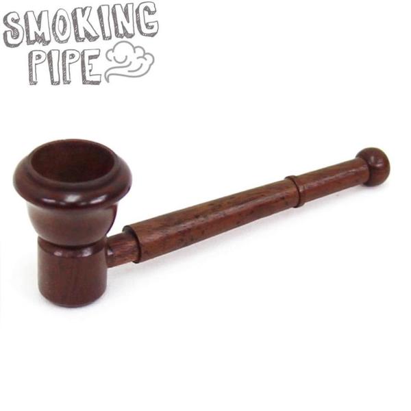 ローズウッド材の木製パイプです手になじむ木の質感が特徴のウッドパイプです分解も可能なので、掃除もしやすく、扱いやすいパイプです昔ながらのウッドパイプが好きな方、いかがでしょうか◆仕様・素材　　　：木・長さ　　　：約9cm・火皿径　　：約1....