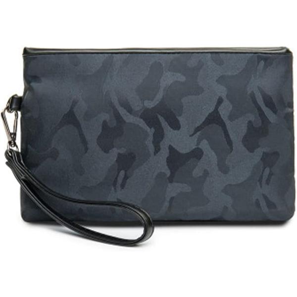 バリエーションコード : 2B20ST8TLQ・デートや買い物、普段使いからビジネスまで様々なシーンで大活躍のメンズクラッチバッグです。落ち着いたダークカラーの迷彩柄で大人っぽい雰囲気。コーデのアクセントにおすすめの軽量セカンドバッグです。...