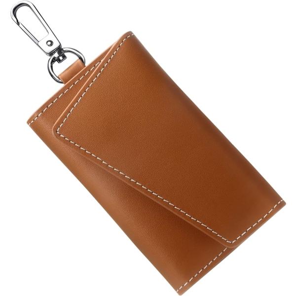 バリエーションコード : 2B618GIUOX(1)「特徴」メンズ・レディースどちらにもおすすめできるシンプルなデザインでありながら高級感漂う本革製のキーケース。デザインだけでなく、大容量の6連フック、カード収納ポケット、便利なカラビナ付き...