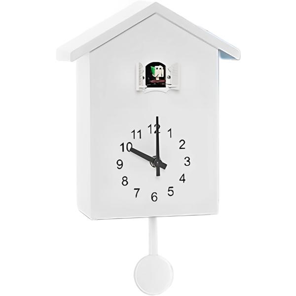 バリエーションコード : 2B2GI3Q1IP壁掛け・置き型2Wayタイプの鳩時計優しいカッコーの鳴き声で時間をお知らせ、壁掛け置き型2Wayの鳩時計です。可愛らしいハト人形や、揺れる振り子が、ナチュラルな雰囲気でどこか懐かしい温もりを感じ...